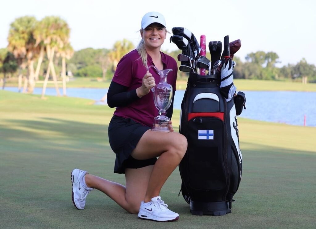 10 Nominations For The Most Beautiful Female Golf Player: – Review Mentor